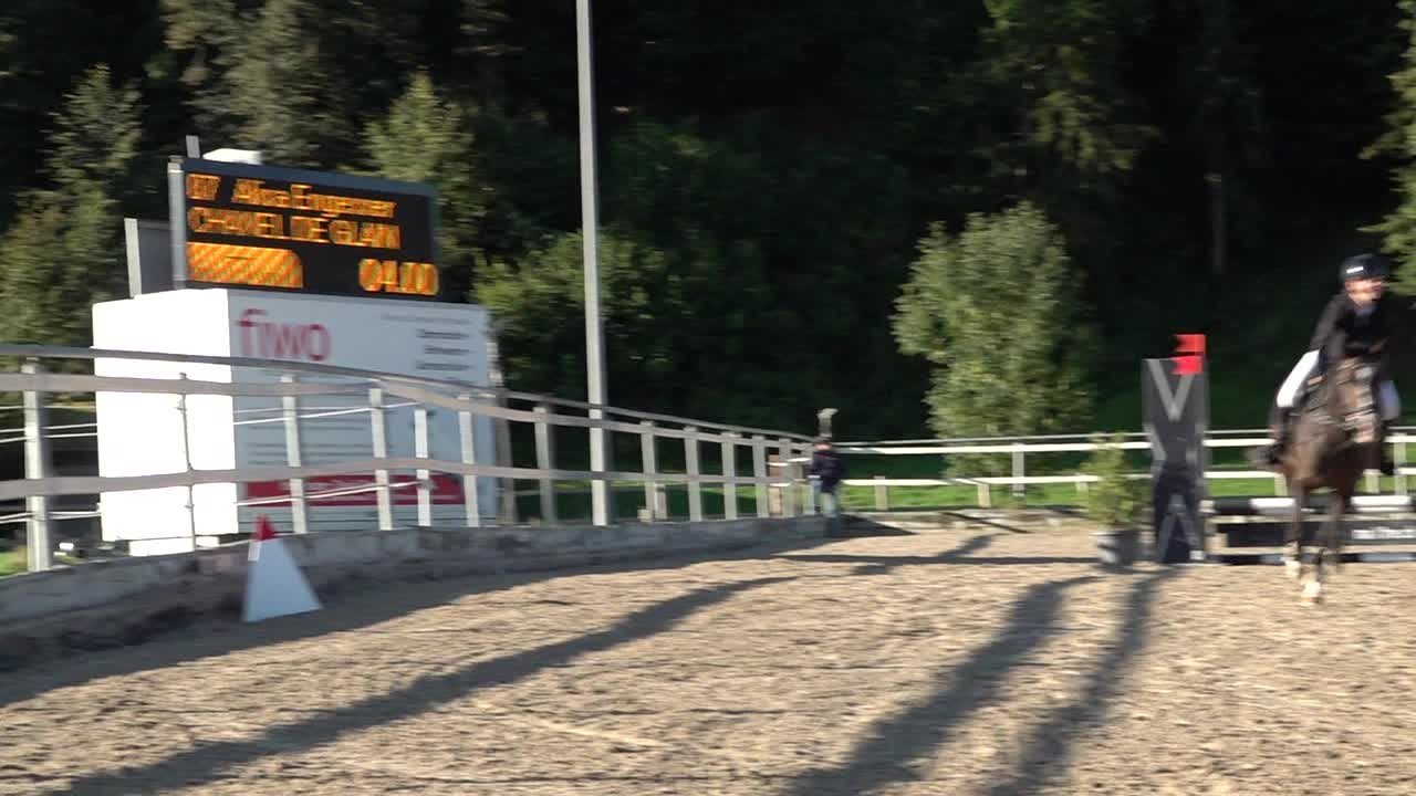 Video von Chanel de Glain - Reitturnier Oberriet 2025, B60 Springen (31 ...